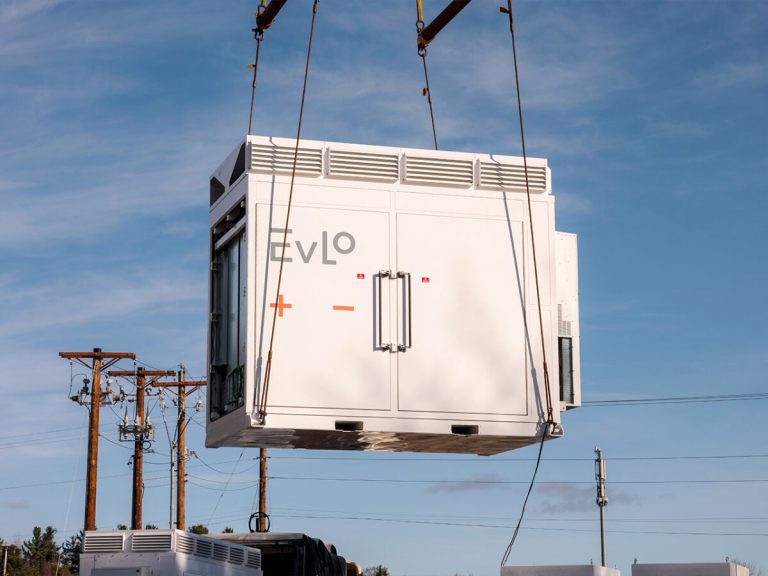 Our projects: Large-scale energy storage systems | EVLO